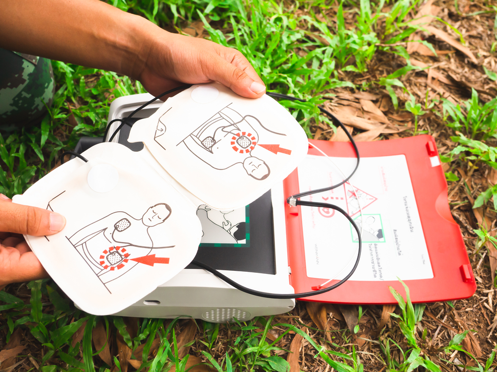 Top 5 AED Devices For Home Use - FactAvenue