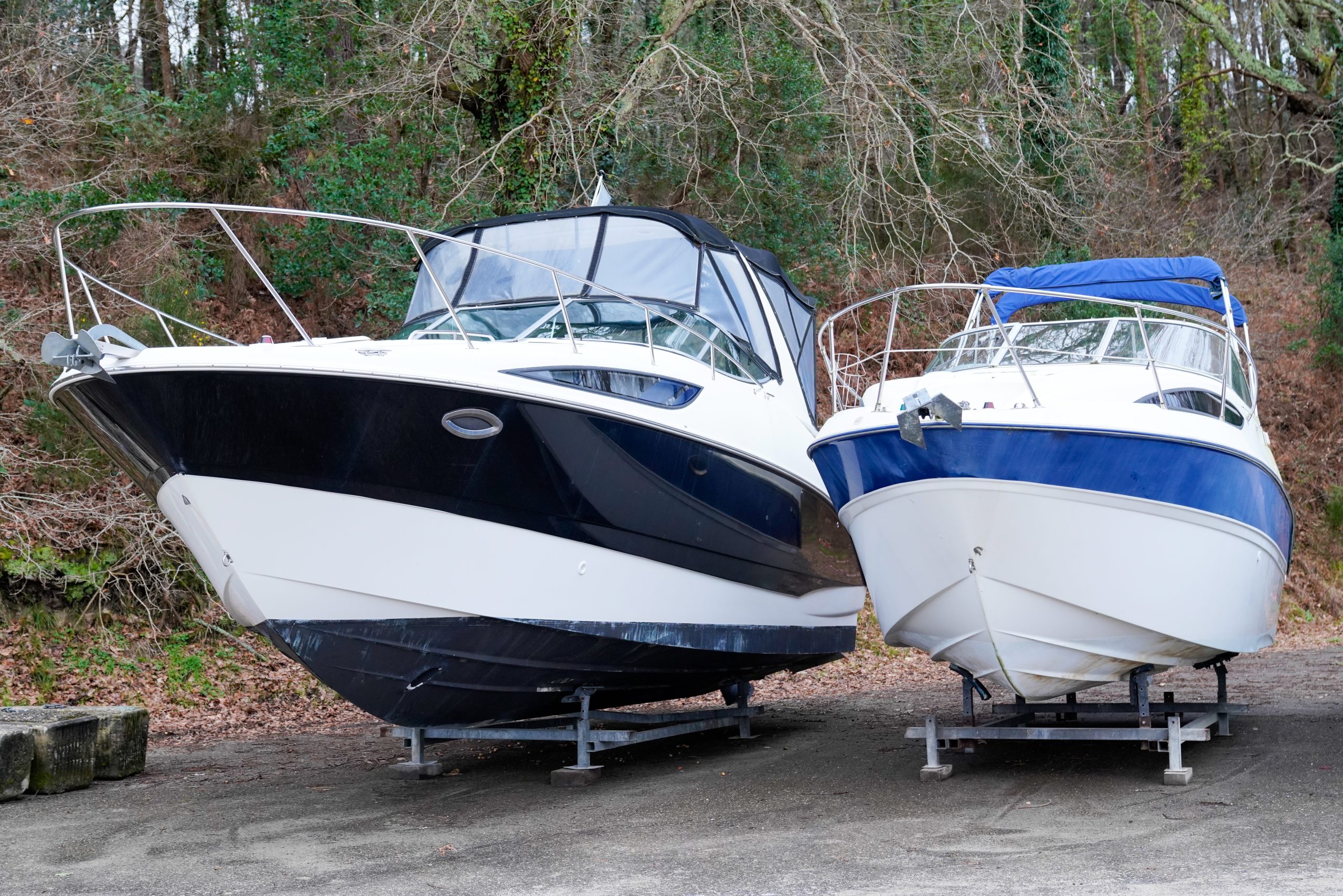 How To Find A Repo Pontoon Boat for Sale - FactAvenue